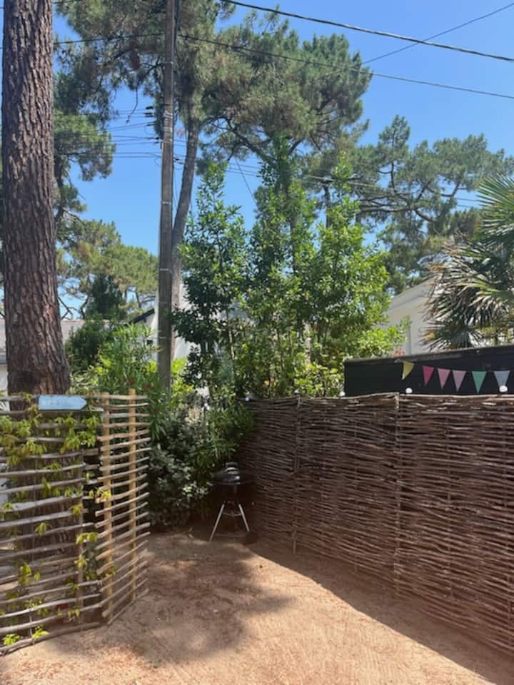 Maison + Jardin Clos Dans Les Pins, 200 M Plage. - Guérande