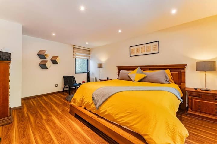 Gran Ubicación Y Confortable Depto. Con Vigilancia - Mexico City