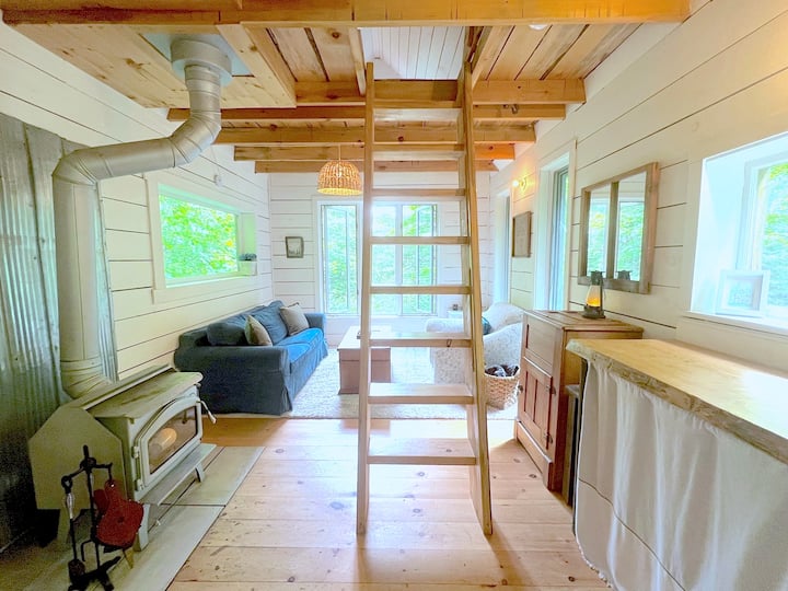 The Cozy Cabin: Shabby Chic & Totally Tranquil - Ontario 60
