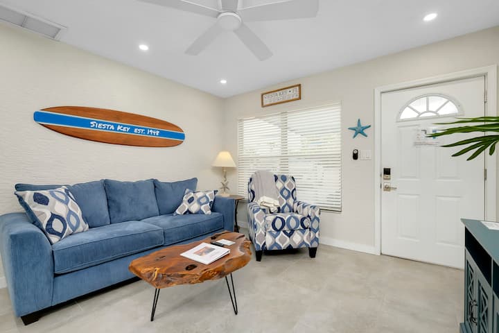 Newly Renovated- 150 Yards To Beach & Restaurants! - 시에스타 케이