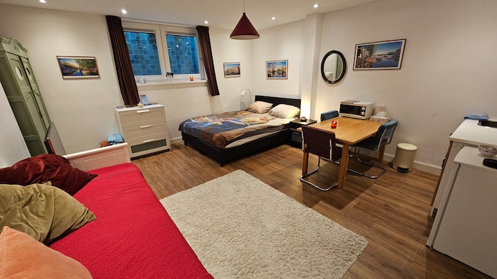 Comfortable B&b Near Centre With Private Bathroom - Amsterdam