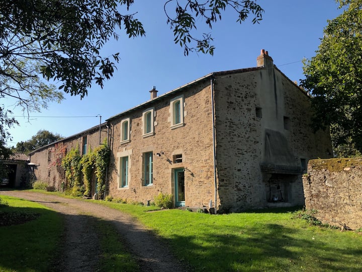 Gîte Le Saint Couette 4*, Charme & Confort Chic. - Saint-Philbert-de-Grand-Lieu