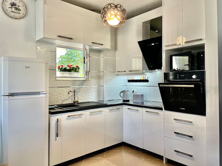 Апартаменты у набережной - Sarandë