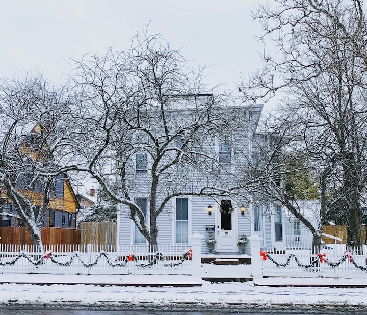 The Muncie Guesthouse:  Unit 1 - Muncie, IN