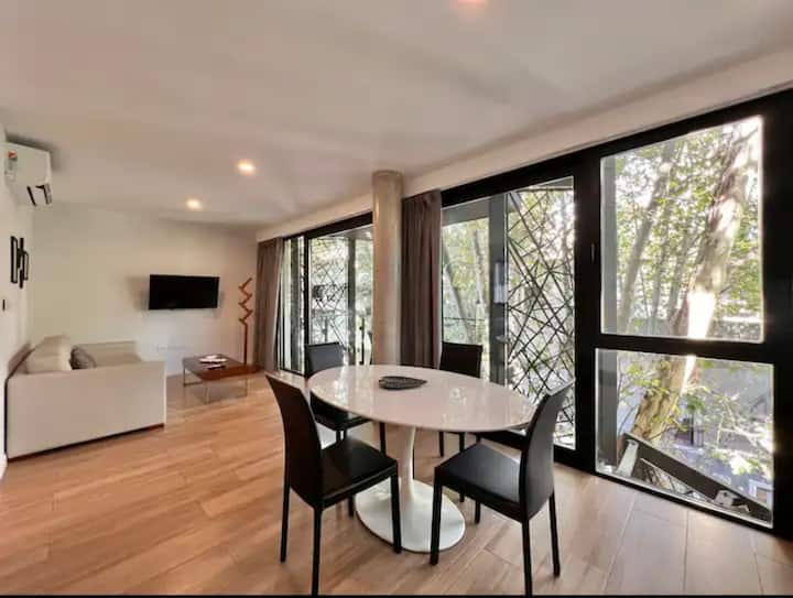 Urban Hollywood Five - Buenos Aires