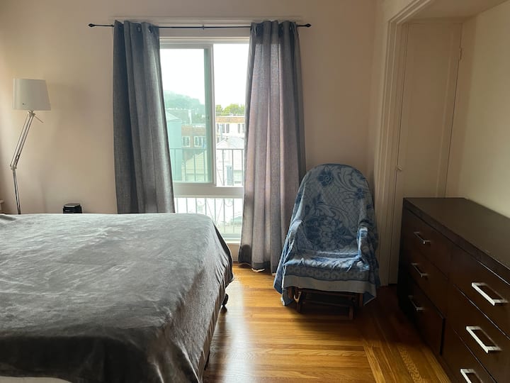 Master Suite, Queen Bed, Private Bath & Kitchen - São Francisco, CA