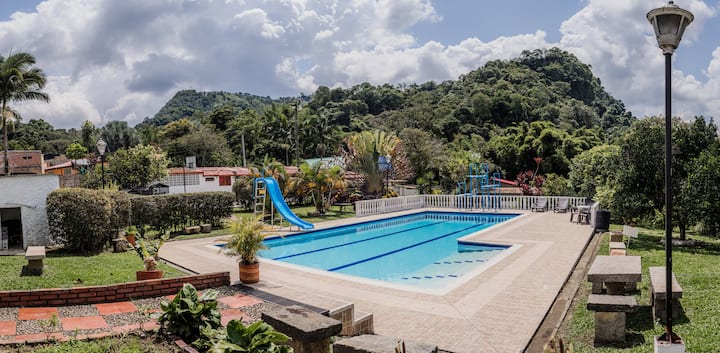 Espectacular!! Finca El Tesoro- Sasaima - Villeta