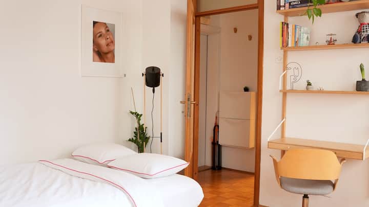 Green Hi-tech Studio With Sunny Balcony - Zagreb