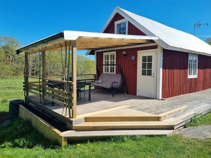 Stuga I Lantlig Miljö - Valdemarsvik