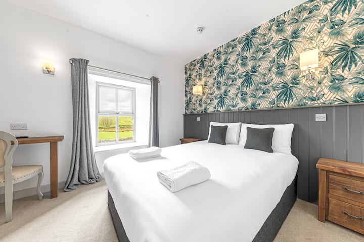The Slater En-suite King Room - Kirkby Lonsdale