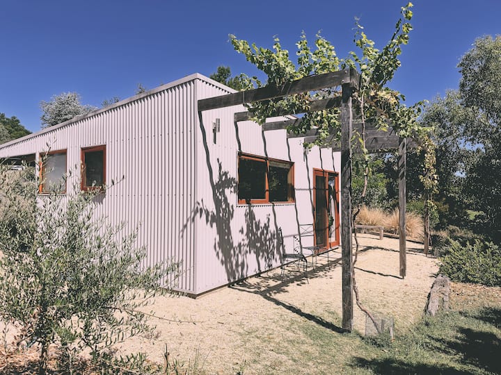 Timber & Stone - Modern Eco Studio - Castlemaine