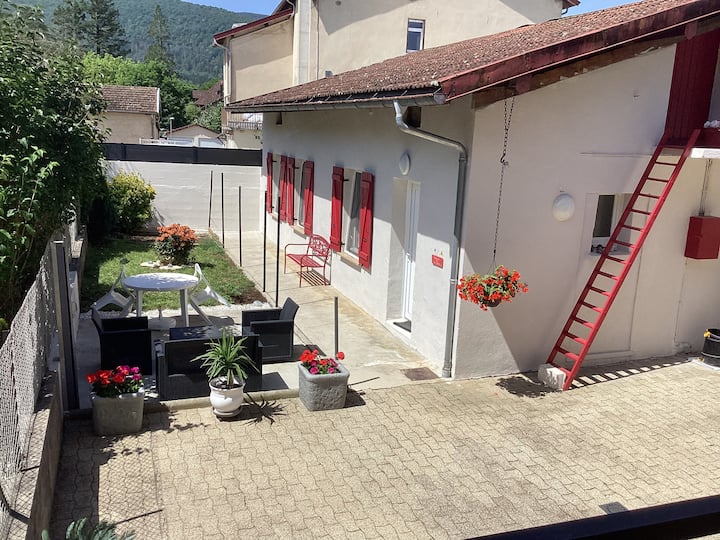 Maisonnette Chez Maurice - Lac de Viry