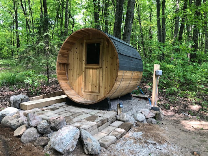 Wilderness Cabin With Hiking Trail And Fire Pit - Newaygo State Park, Newaygo