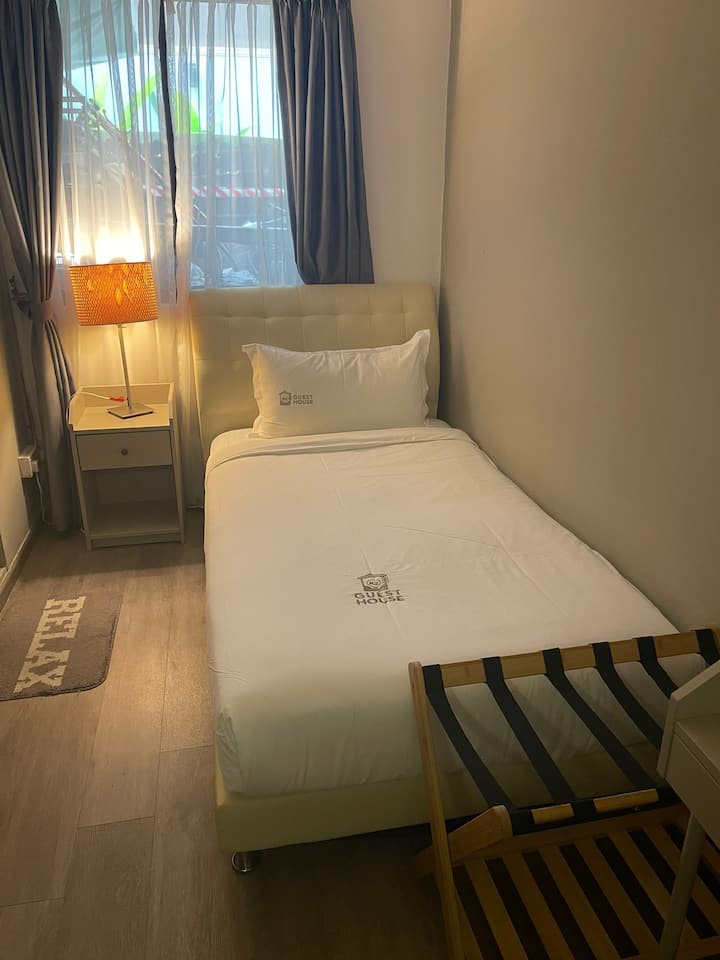 Cozy And Relaxing Single Ensuite @Nus (104) - Jurong East