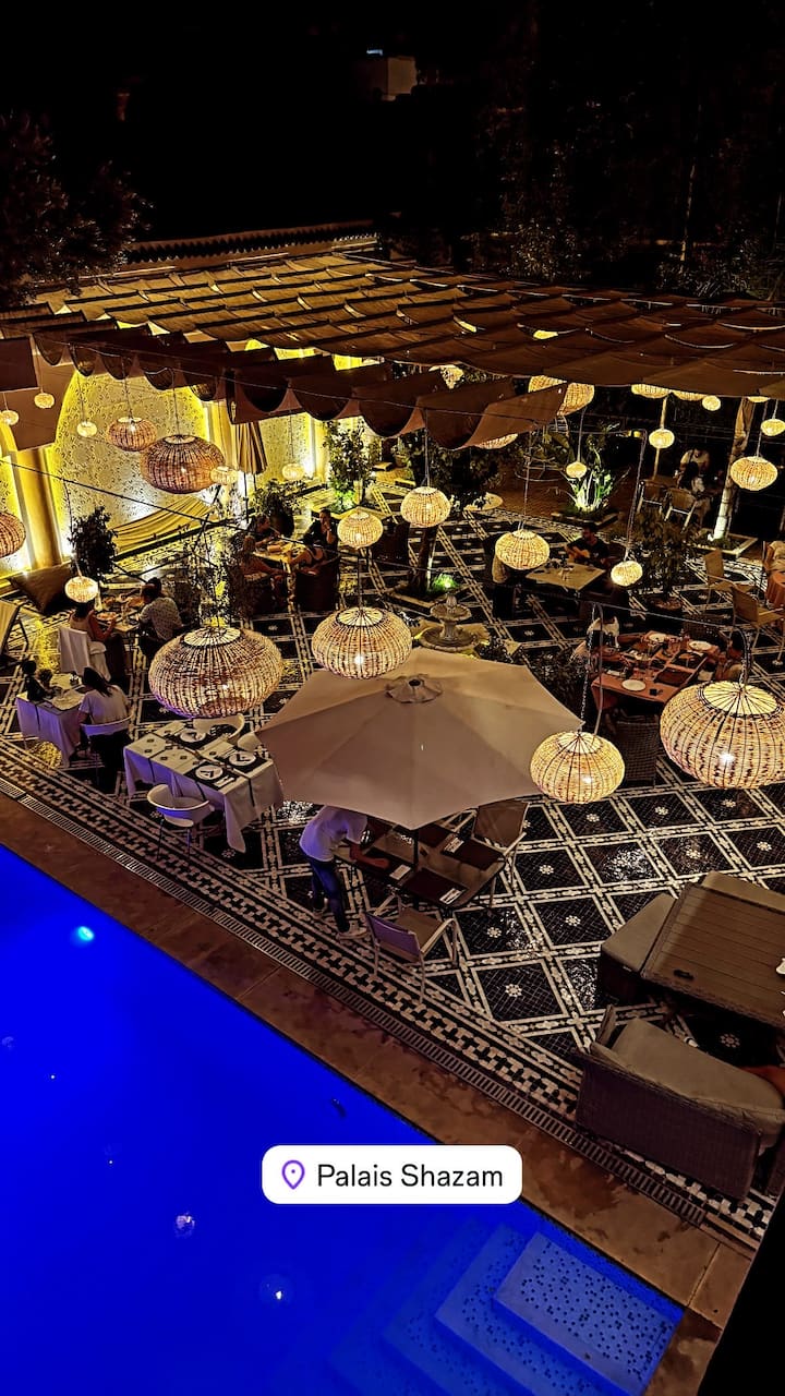 Family Quadruple Room For 4 + Breakfast Wifi-pool - Fes