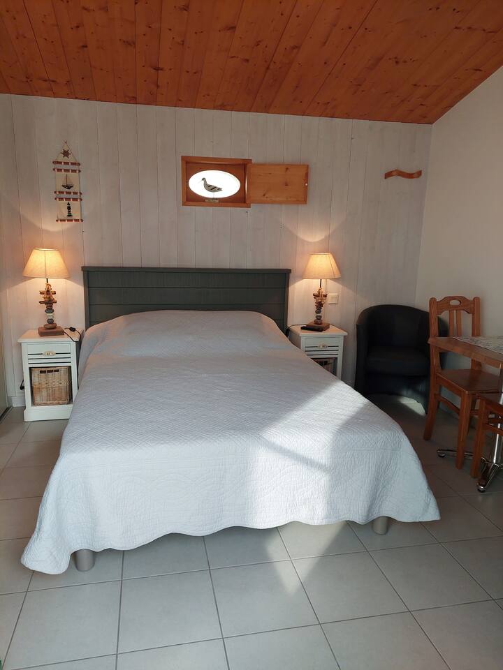 Chambre D'hôtes N°2 , à La Flotte - La Flotte