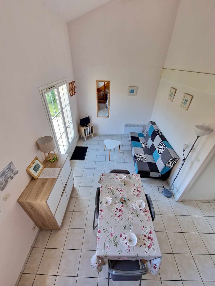 Maison Dans Hameau Avec Piscine - Saint-Michel-Chef-Chef