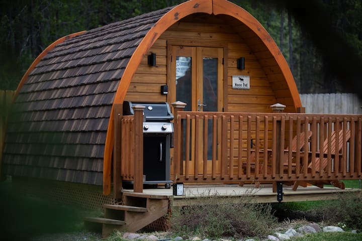Elk Glamping Pod At Moose Creek Resort - Glacier National Park