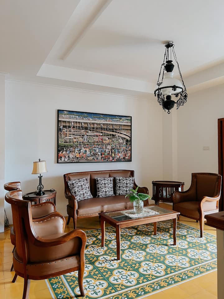 6 Bedrooms Ndalem Sardan Close To Jec - Yogyakarta