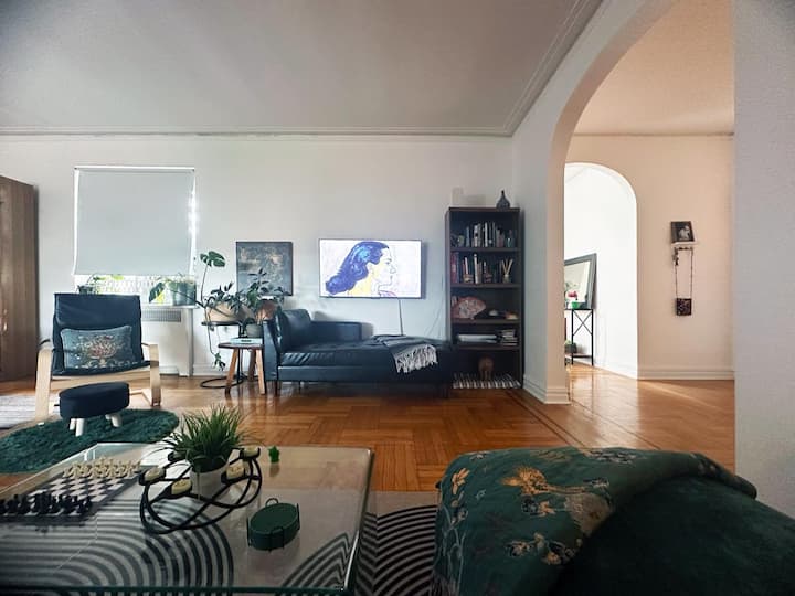 Manhattan Top Floor Apartment W/elevator - Bronx, NY