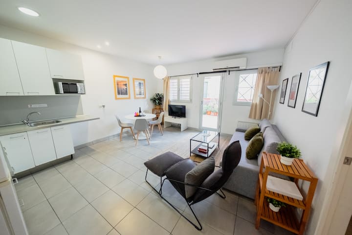 Lovely 2 Bd With Terrace And Wifi - Barcelona