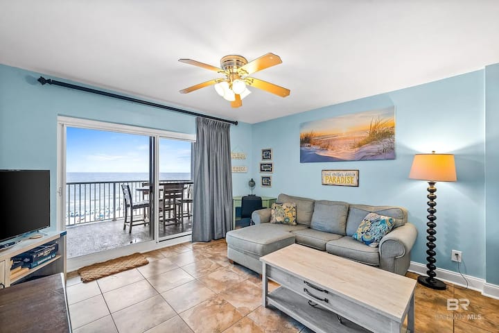 Beachfront Tradewinds Condo, Heart Of Orange Beach - Orange Beach, AL
