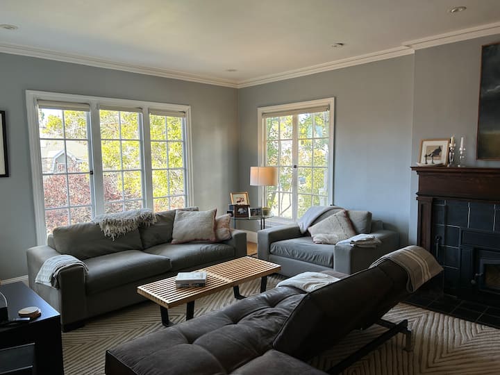 Sunny & Fabulous 4 Br Piedmont / Oakland Home - Alameda, CA