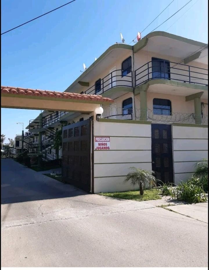 Departamento Muy Cerca De Papas & Beer - Rosarito