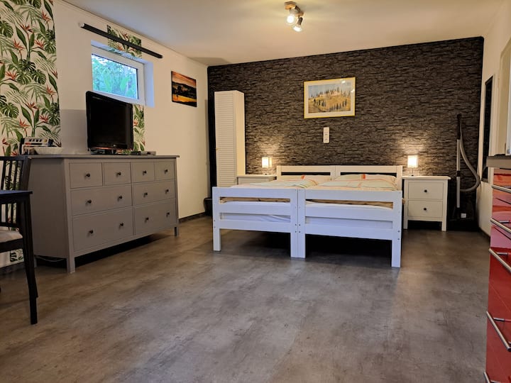 Großes Zimmer Mit Eigenem Bad U. Separatem Eingang - Allemagne