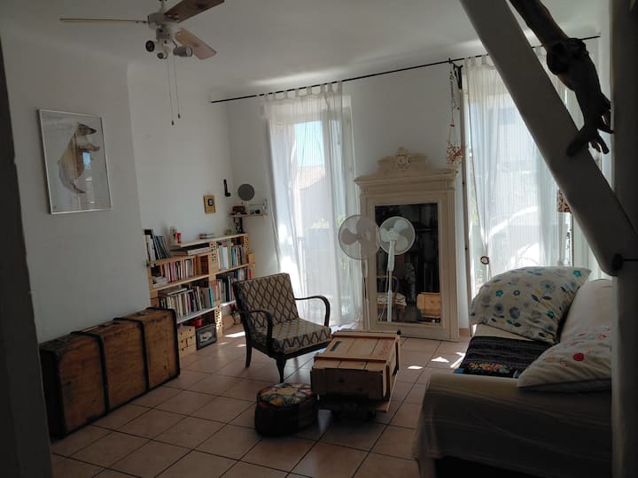 Spacieux Appartement Très Calme Centre-ville - La Crau
