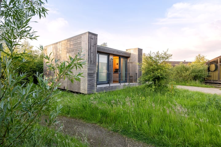 The Hideout | Private Field Cabin - Amsterdam
