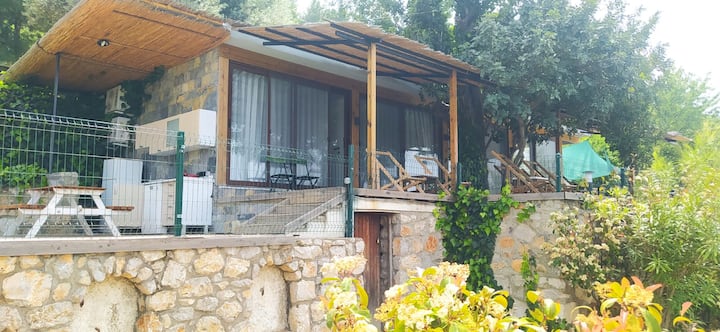 Deck Teraslı, Denize Doğrudan Erişimli Dört Oda. - Bozburun