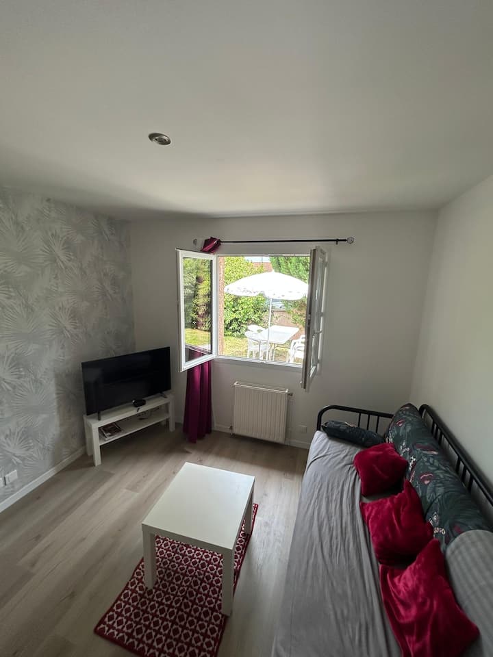 F2 Meublé Calme Au 26 Allée Des Palles - Volvic