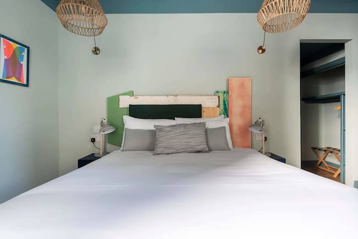 Economy Standard - West Beach Hotel,  Brighton - Brighton