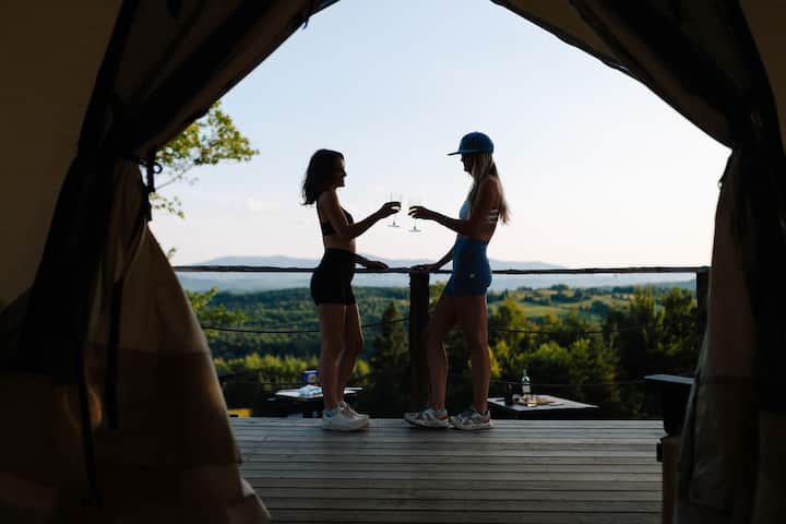 Bear Rock Campsite | Granite Ledge Grand - Coleman State Park, Stewartstown