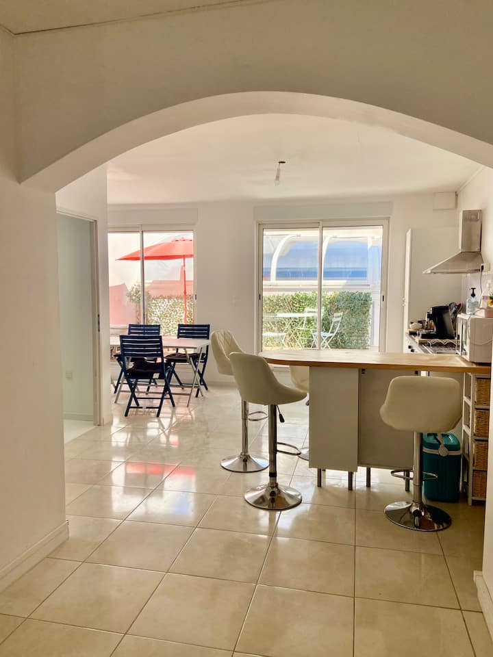 Coeur Royan : 2 Pas De La Plage, Commerces, Marché - Royan