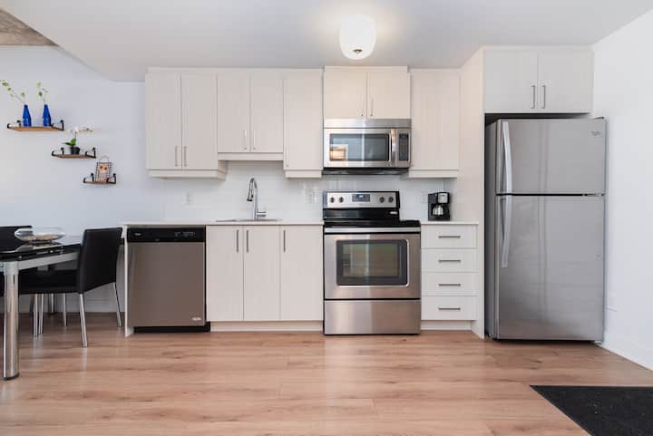 Highendstudio | Sleek | Prime Villemarie - Montreal