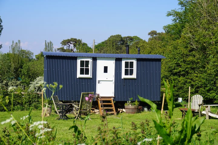Rempstone Shepherd’s Huts, Purbeck. Sequoia Hut - Swanage