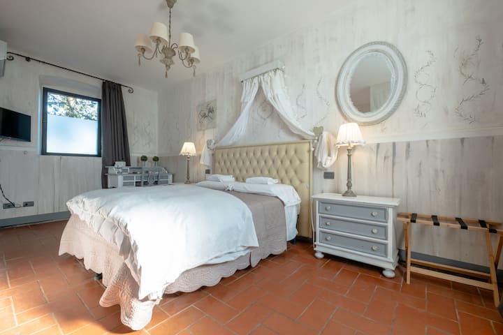 Il Castagnolo Country B&b - Torre Salvucci - San Gimignano