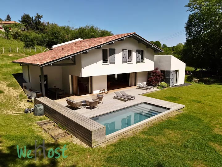 Magnifique Villa Classée 5* / Piscine - Jardin - Espelette
