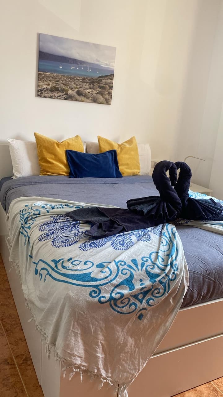 Mellow Yellow: 2 Chambres, Familles & Télétravail - El Cotillo