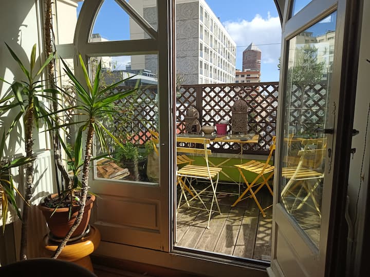 Le Chalet De Perle D'or: Traversant, Vue & Garage! - Lione
