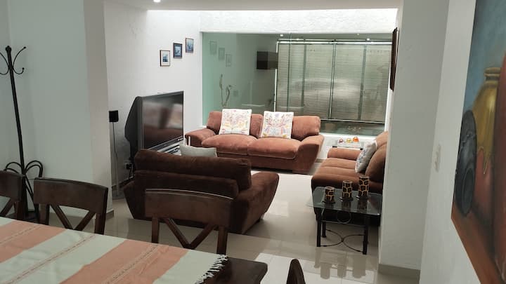 8 Amplia Y Cómoda Casa En Cholula. - Puebla