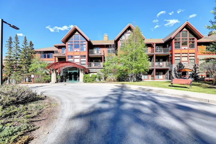 Mountain Retreat - Canmore