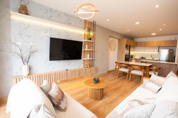 Fantastic And Warm Apt 4br/3.5baths In Miraflores - Peru