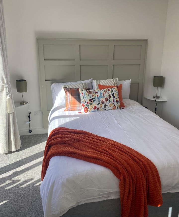 The Artist's Loft
2 Bed Apartment Lahinch Centre - Lahinch