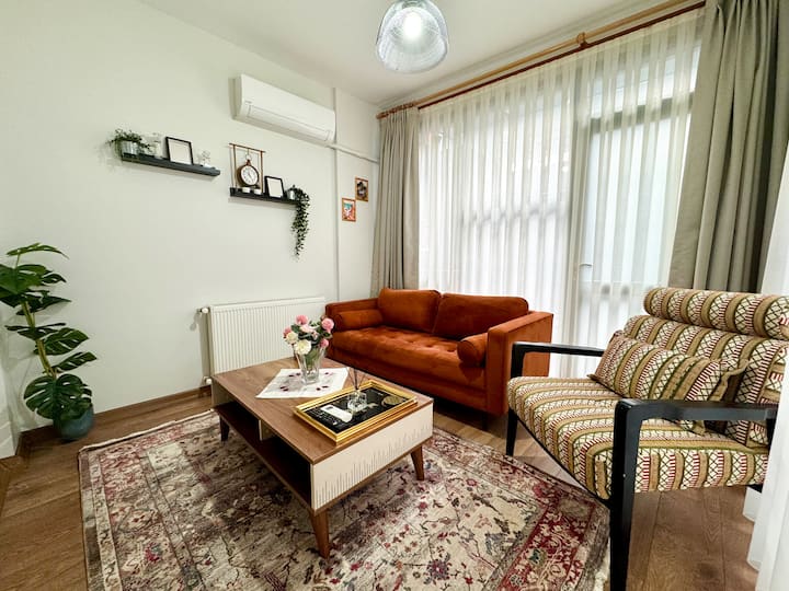 Modern Furnished Historical Building - Estambul