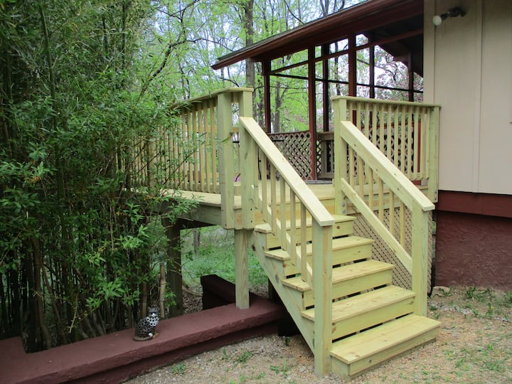 Beautiful Mountain Cabin, Lake, Recreational Areas - Sky Meadows State Park, Delaplane