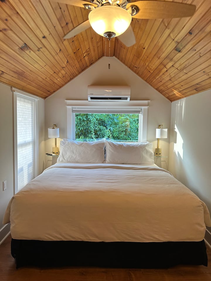 Lovely Private Home In A Serene Neighborhood - Lincoln Park, NJ