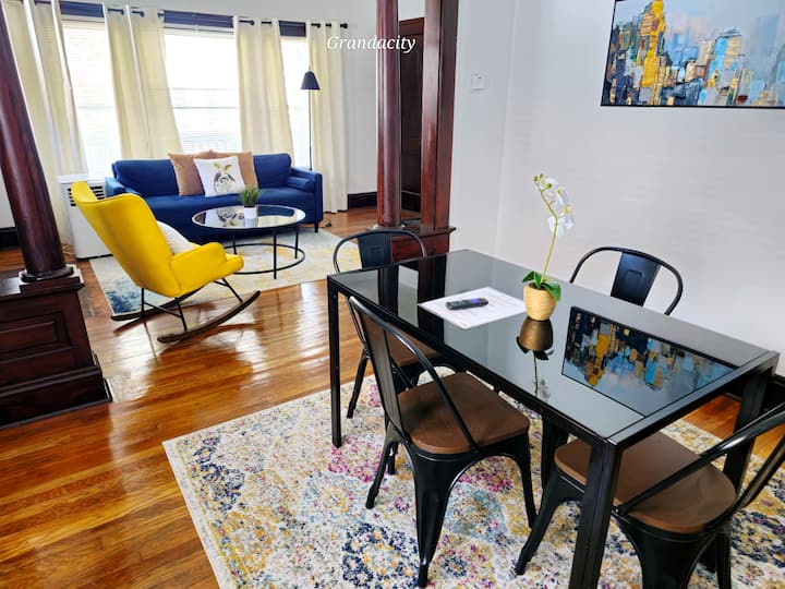 Lovely In Larchmere! Cleve Clinic/cwru/uh/downtown - Shaker Heights, OH